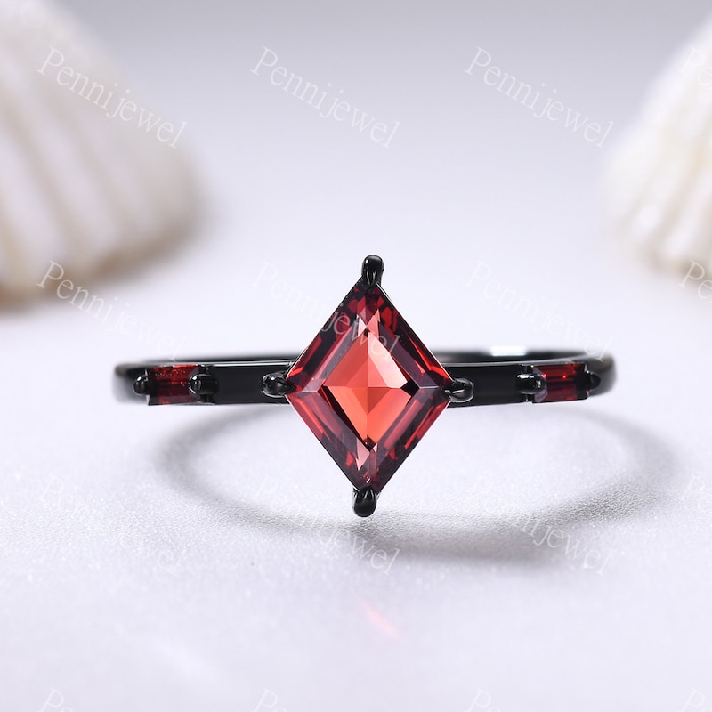 Black and Red Ring - Etsy
