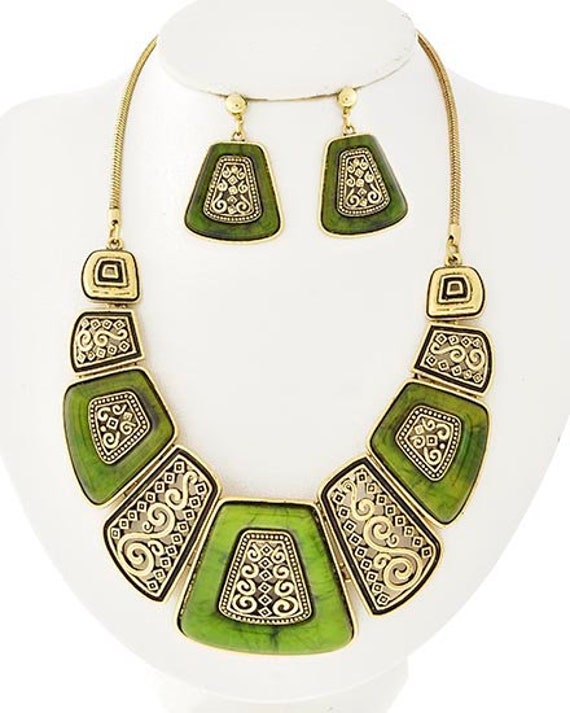 Green Necklace Set - Etsy