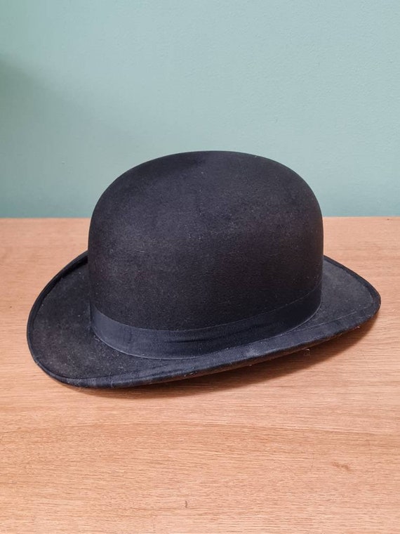 Vintage bowler hat by Derry & Belfast Linen Co. Timew… - Gem
