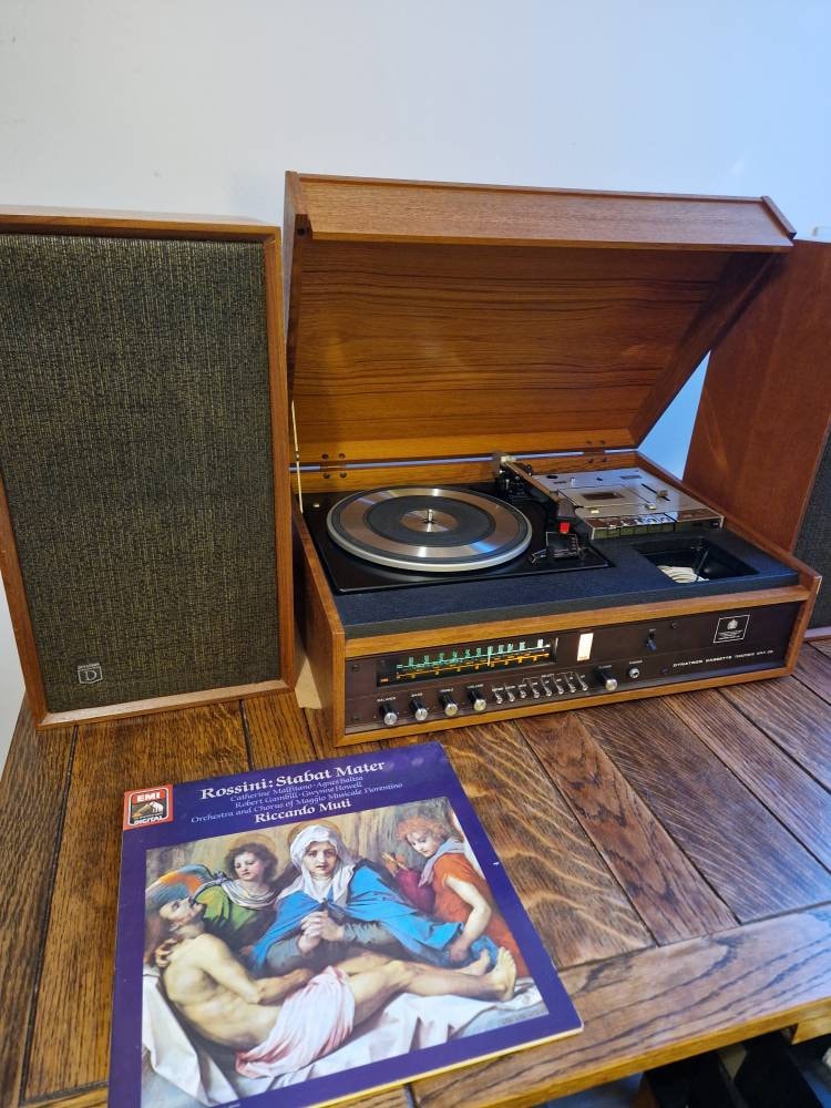 Vintage Dynatron 1970s Teak Record Player Radiogram - Etsy