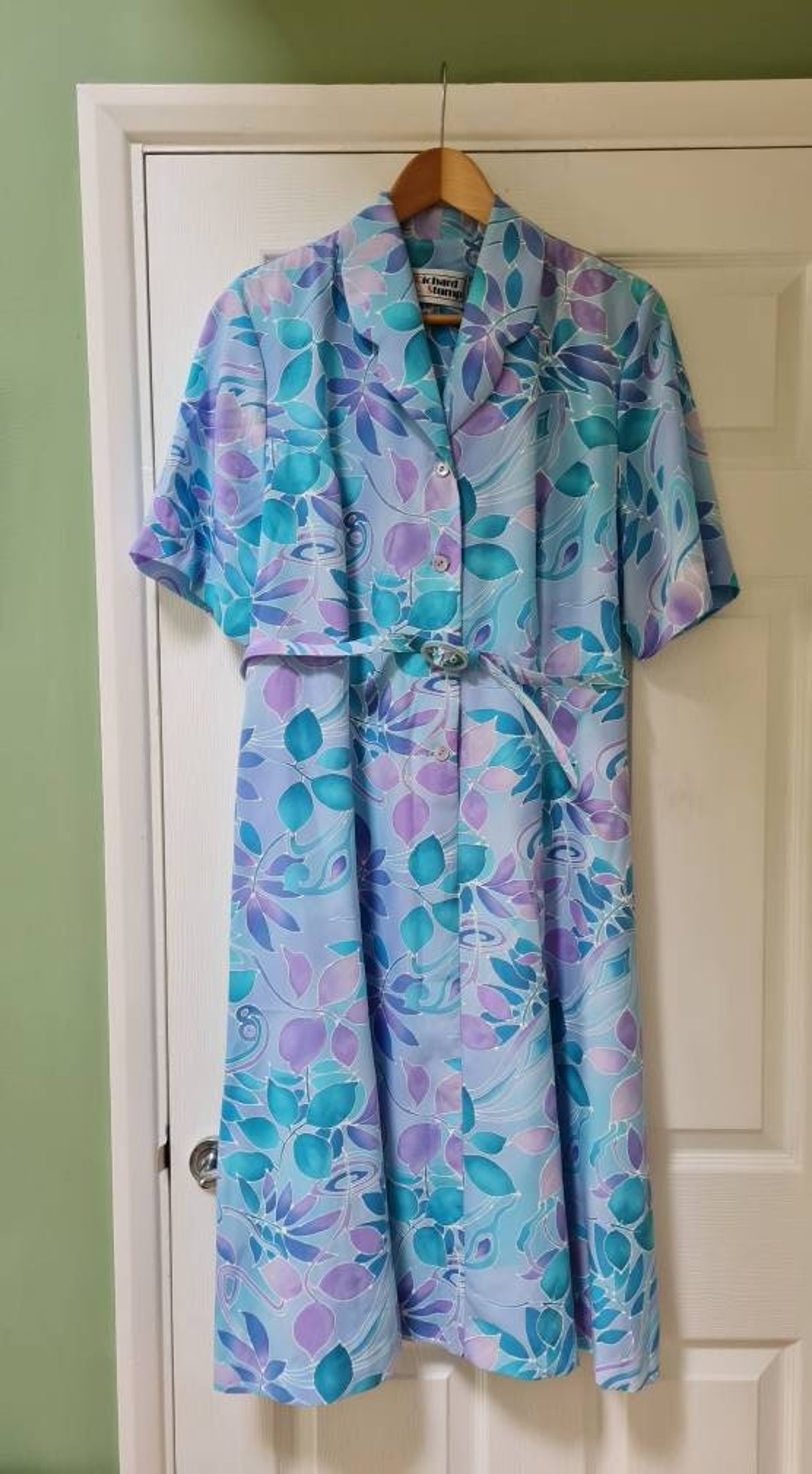 Vintage Retro 1970s RICHARD STUMP Floral Belted Shirt-style Dress in ...