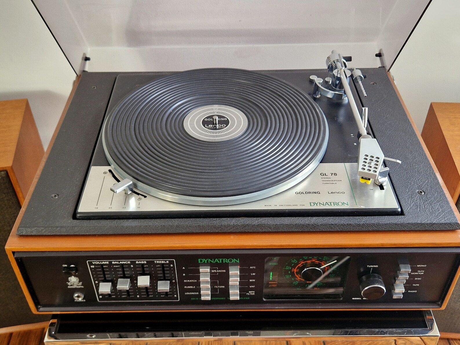 Dynatron HFC-101 Vintage Teak Radiogram Inc Lenco GL78 Record Player ...