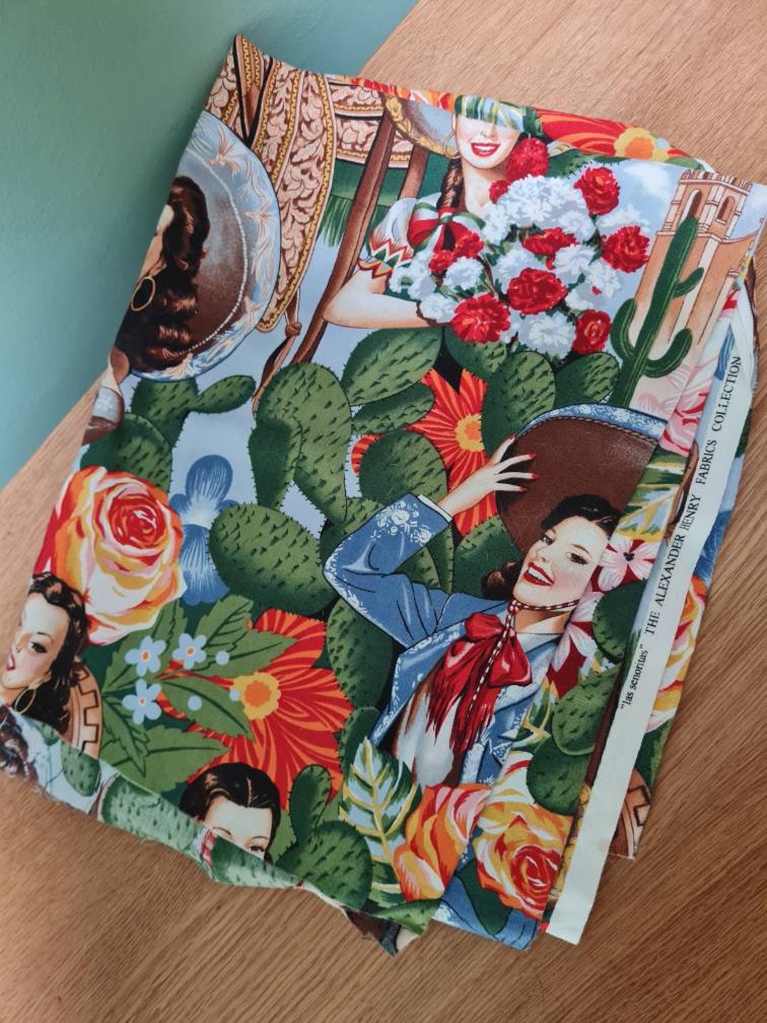 Vibrant Pin-up Print Cotton Fabric - 'las Señoritas' by the Alexander ...