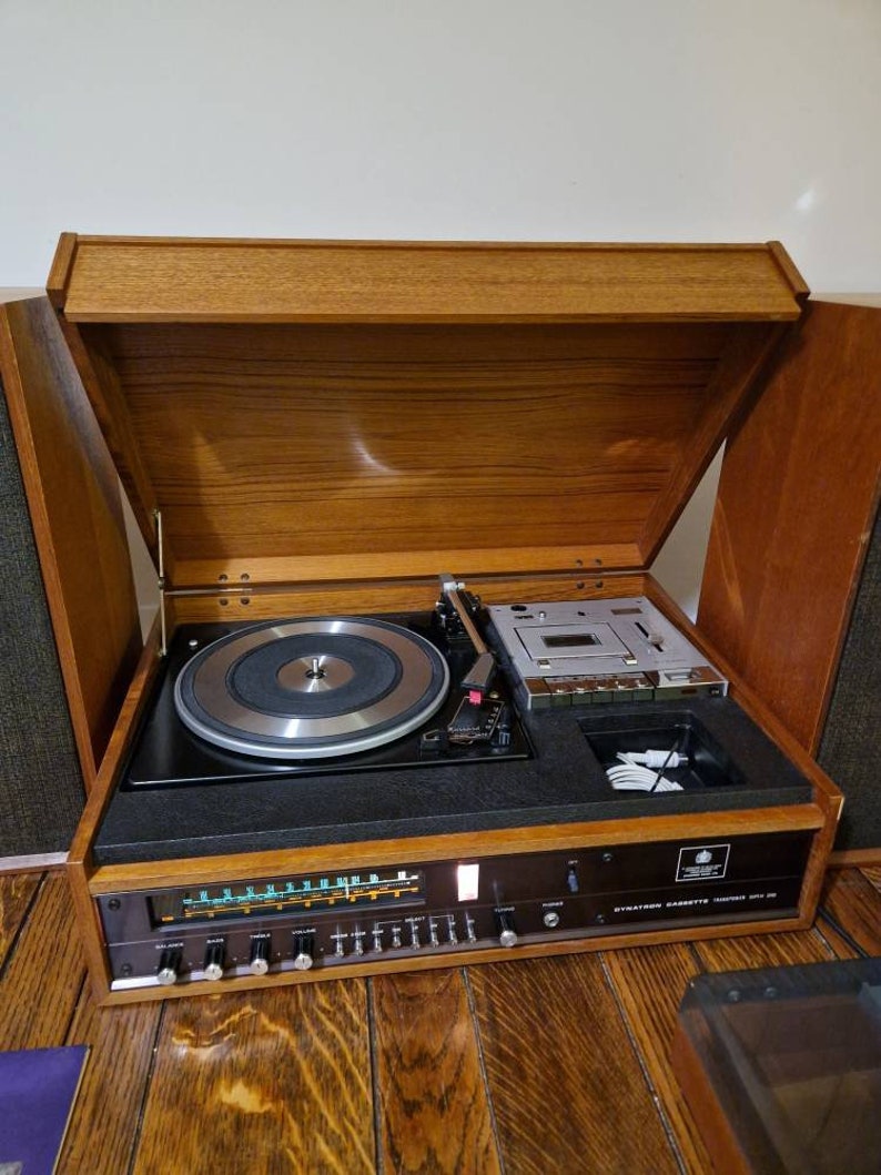 Vintage Dynatron 1970s Teak Record Player Radiogram - Etsy