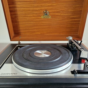 Timewarp 1973 British Hacker Centurion Record Player Radiogram & Stand ...