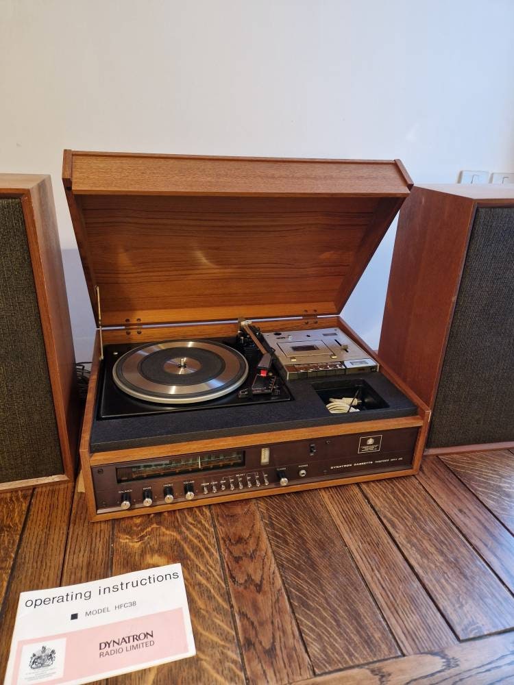 Vintage Dynatron 1970s Teak Record Player Radiogram - Etsy