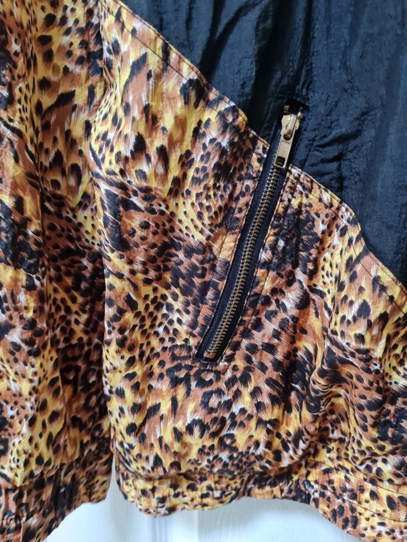 Vintage Unisex Black and Leopard Print Lightweight Jacket With Bronze ...