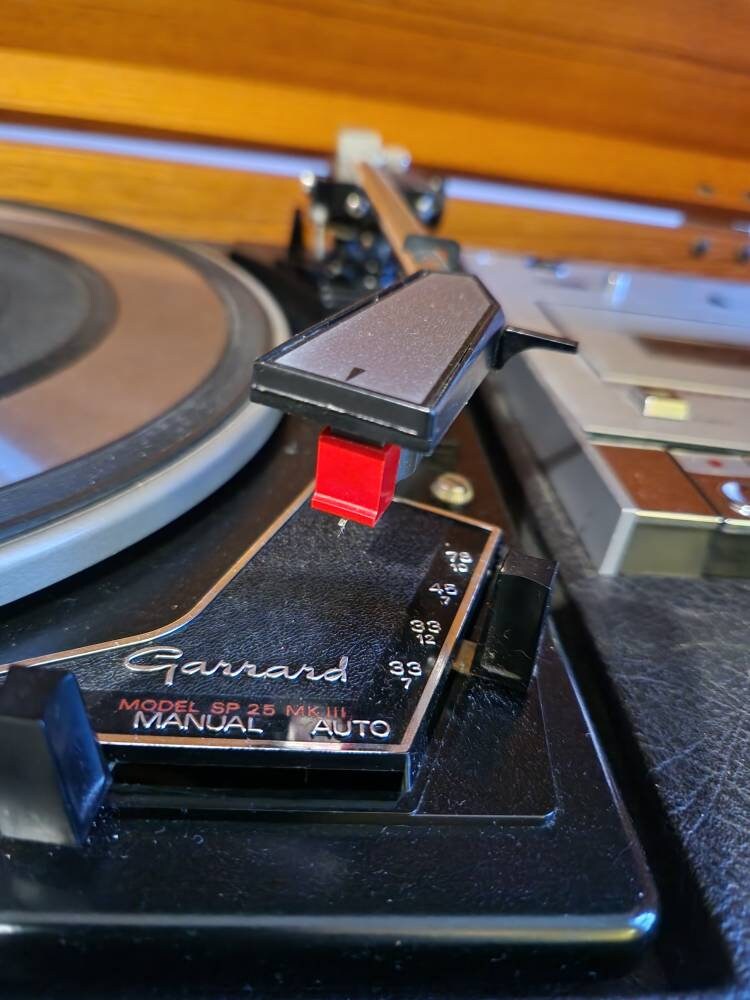 Vintage Dynatron 1970s Teak Record Player Radiogram - Etsy