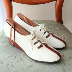 1930s Shoes/ 30s Wedge Heel Shoes Brown and White Spectator Shoes US6.5 ...