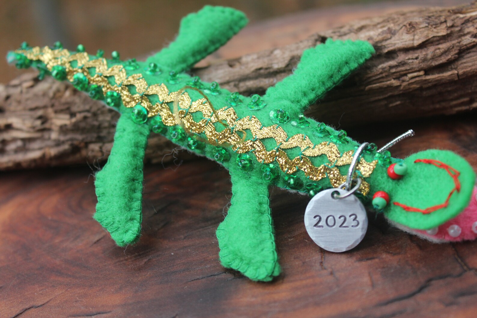 Alligator Ornament, Hand-stitched Limited Edition Felt Ornament - Etsy