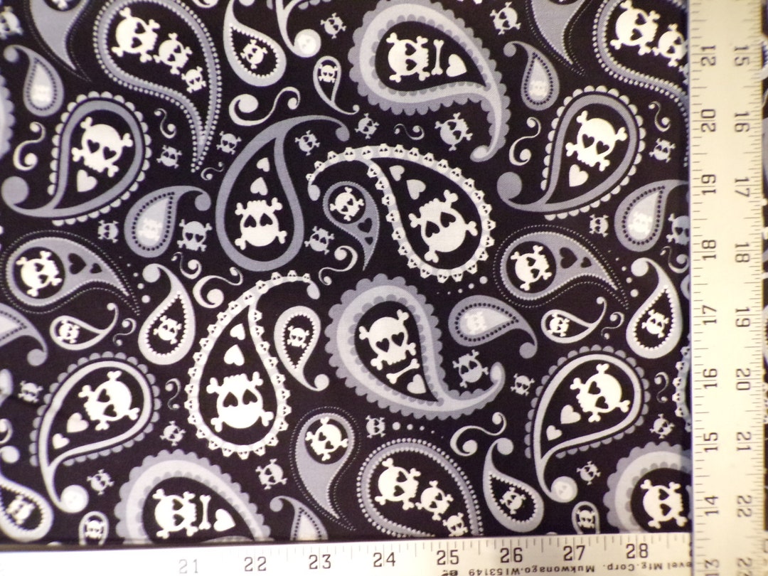 Paisley Skulls 100% Cotton Fabric #317 - Etsy