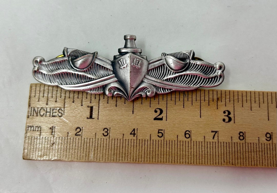 Vintage US USA Navy Ship Crossed Swords Scabbards Enlisted Surface ...