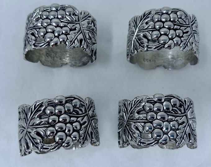4 Godinger Grapes Napkin Rings GSA Silver Plate - Etsy