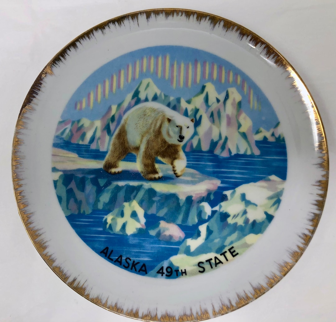 Vintage Alaska 49th State Plate Wilderness Souvenir Polar Bear Gold Rim ...