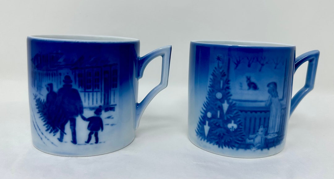 Set of 2 Mugs Cups Royal Copenhagen Denmark Christmas Blue White 1980 ...