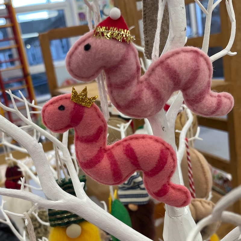 Book Worm Tree Decor - Etsy UK