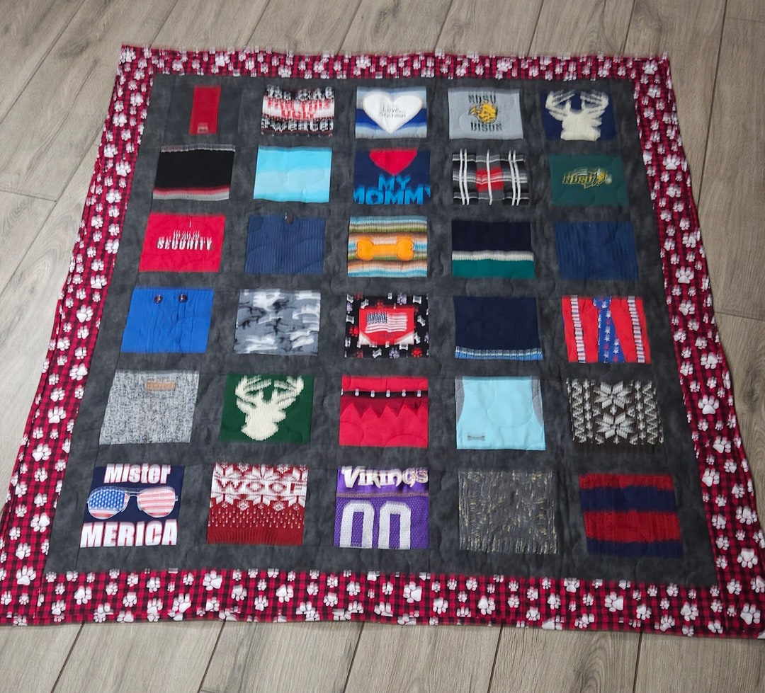 Dog Clothes Memory Quilt, Custom Pet Memorial Blanket - Etsy