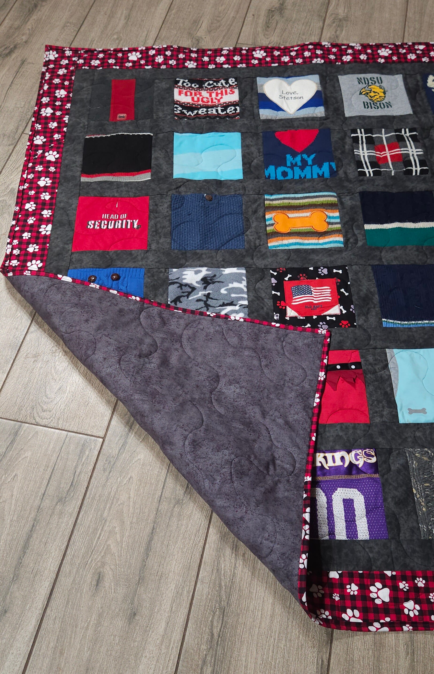Dog Clothes Memory Quilt, Custom Pet Memorial Blanket - Etsy