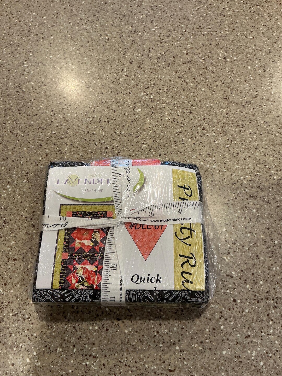 Poppy Mae Robin Pickens Table Runner Kit and Pattern From Moda and ...