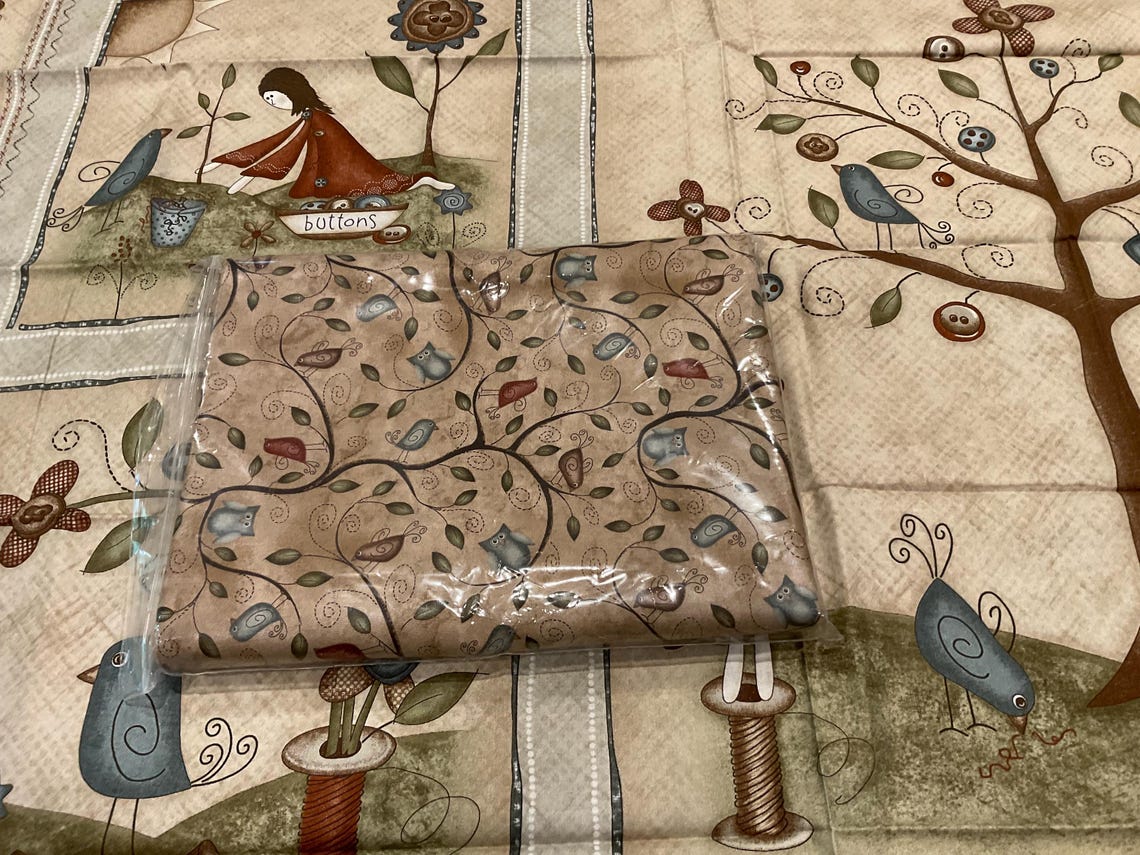 Red Rooster Fabrics Fat Quarter Bundle: Whimsical Rooster Panel, Terri ...