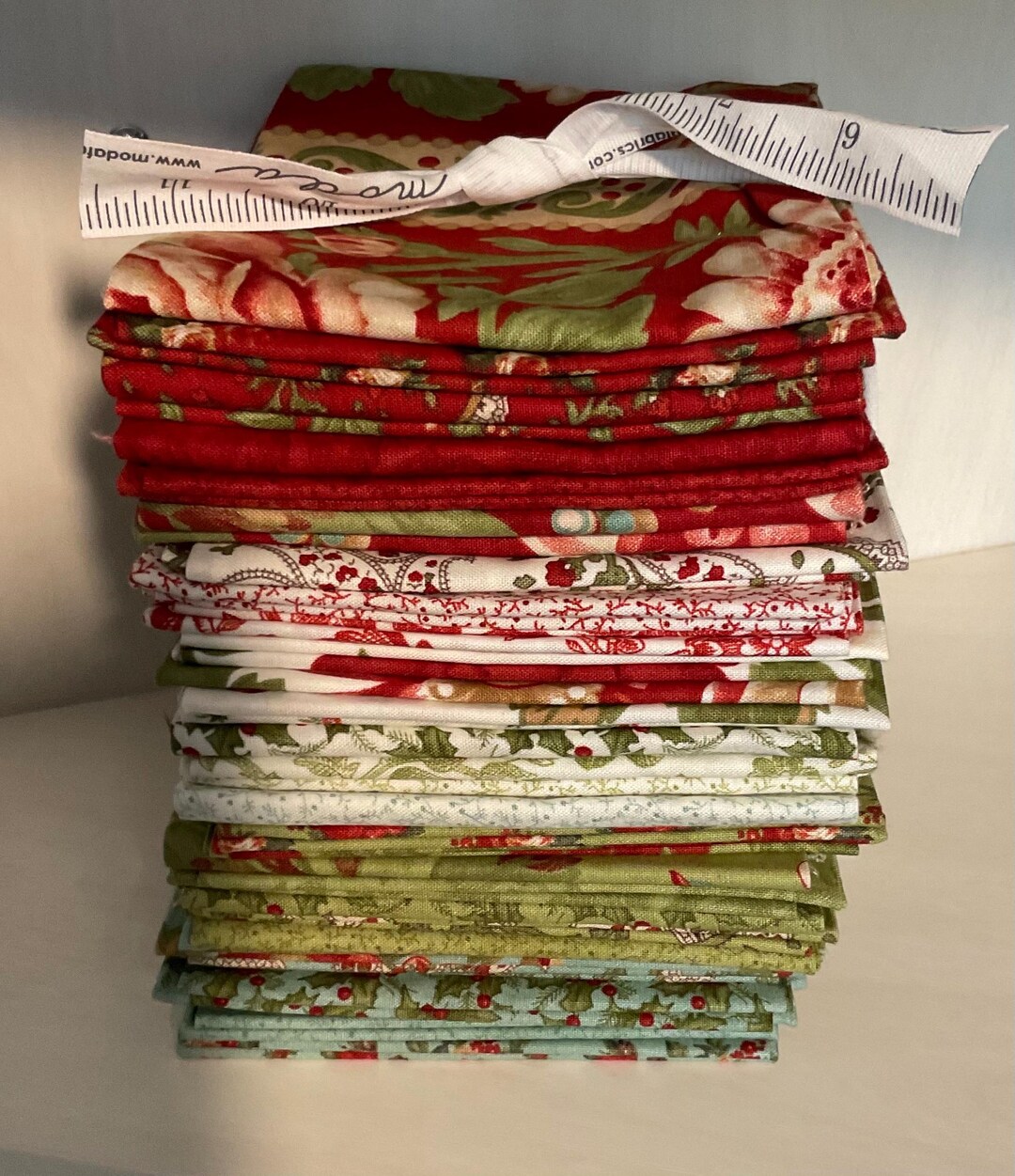 31 Maison De Noel Moda 3 Sisters Fat Quarter Bundle - Etsy