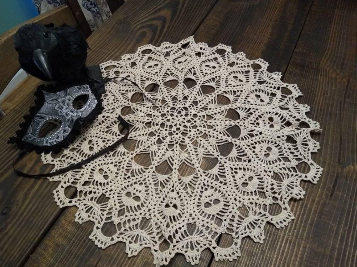 Crown of Skulls Doily - WHITE Crochet Doily - Crochet Lace - Skull Lace ...