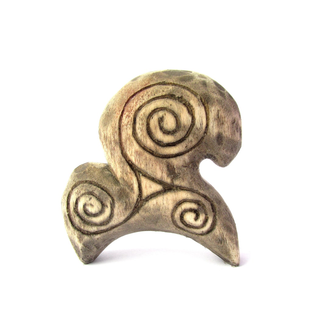 Protection Amulet Triskelion Triskel Triskele Horse Sculpture Figurine ...