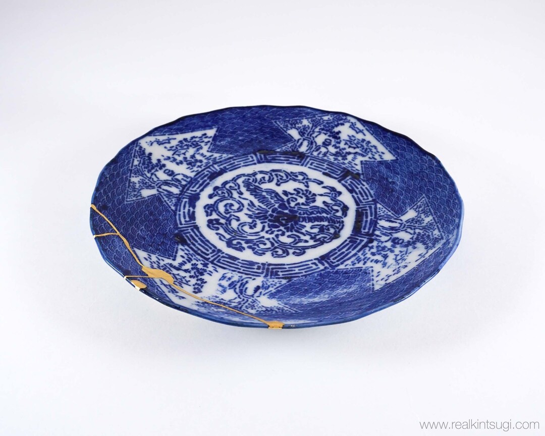 Ancient Japanese Kintsugi Plate, a Precious Gift to Celebrate ...