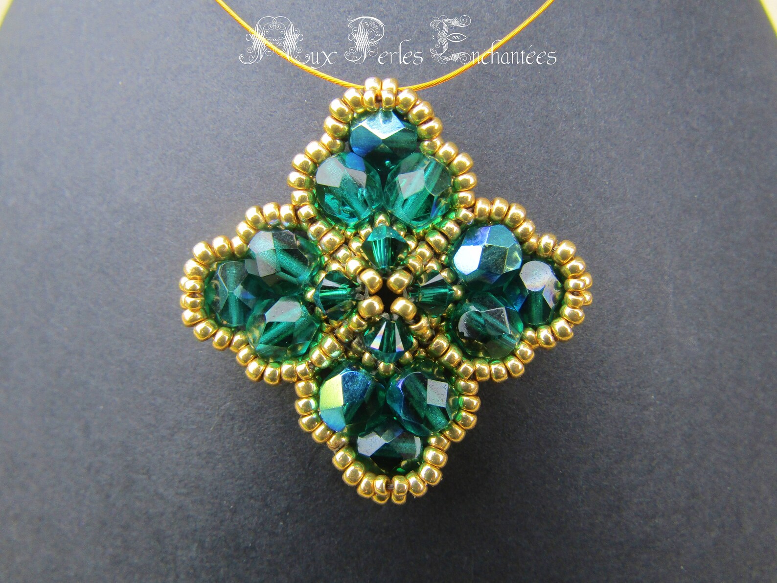 Beading Pattern, Beading Tutorial, Beading 4 Leaves Clover Pendant ...