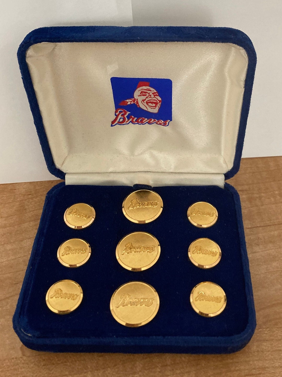 Atlanta Braves Gold Pins in Blue Suede Case (9 Pins) - Etsy