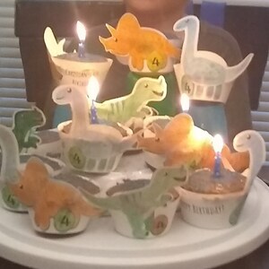 Dinosaur Theme Cupcake Wrappers Printable + Editable Template on Google ...