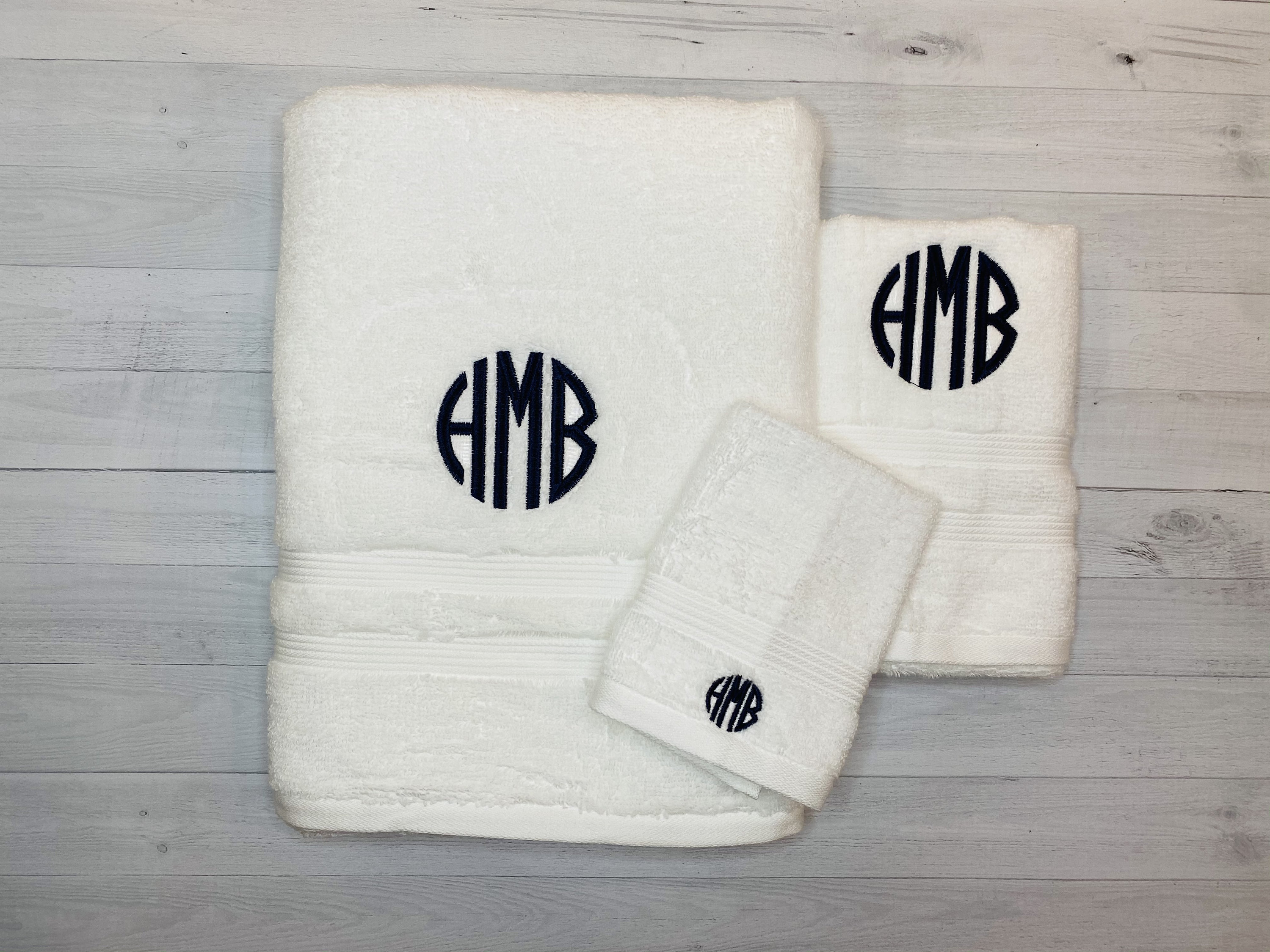 Monogrammed 3pc. Bath Towel Set / Personalized Bathroom Towels / Custom ...