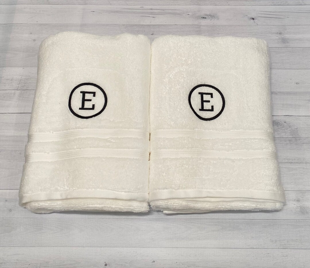 Monogrammed Bathroom Towels / Personalized Bath Towels / Bathroom Towel ...