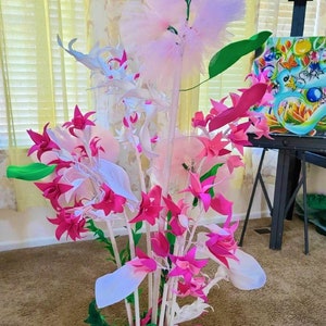 Oversized Pink Flower Installation/5 Ft Tall /adjustable/parties ...