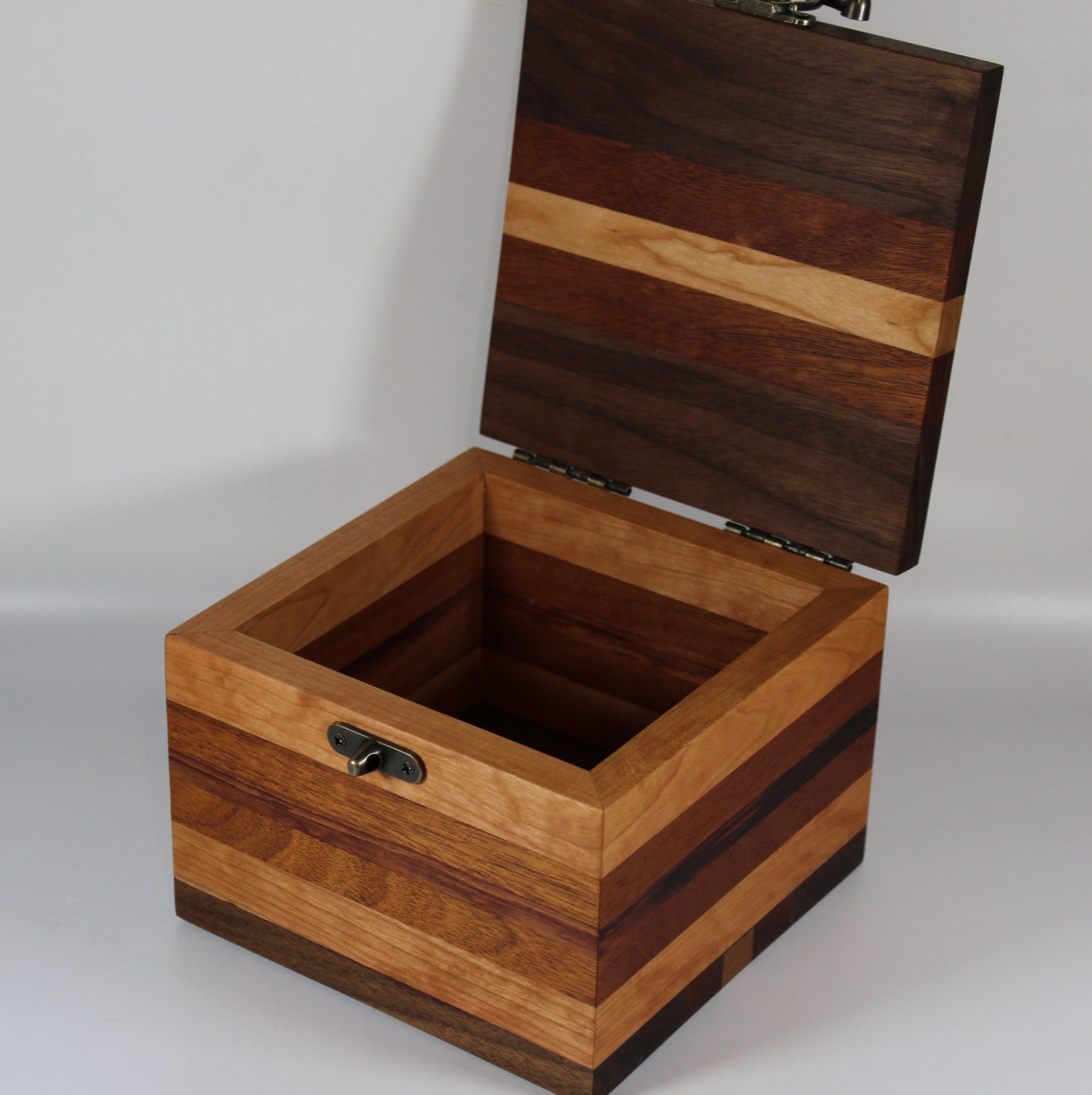2156 Handcrafted Keepsake Box Made From Cherry and Black Walnut - Etsy