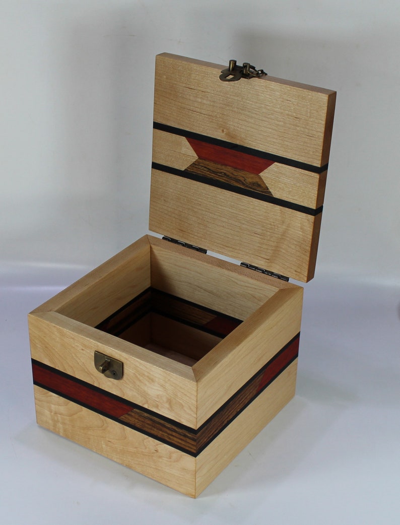 2408 Handcrafted Wooden Box Made With Hard Maple, Zebrawood, Padauk ...