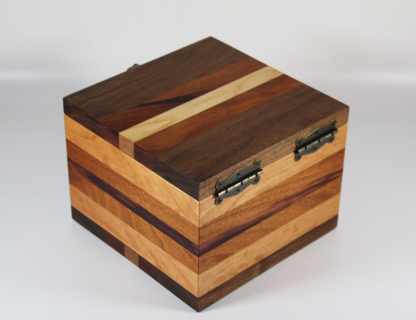 2156 Handcrafted Keepsake Box Made From Cherry and Black Walnut - Etsy