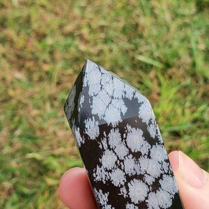 Snowflake Obsidian Obelisk Tower Generator Crystals Collectible - Etsy