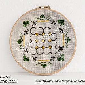Bee A-round - Cross Stitch Pattern (INSTANT DOWNLOAD) / Counted Thread ...