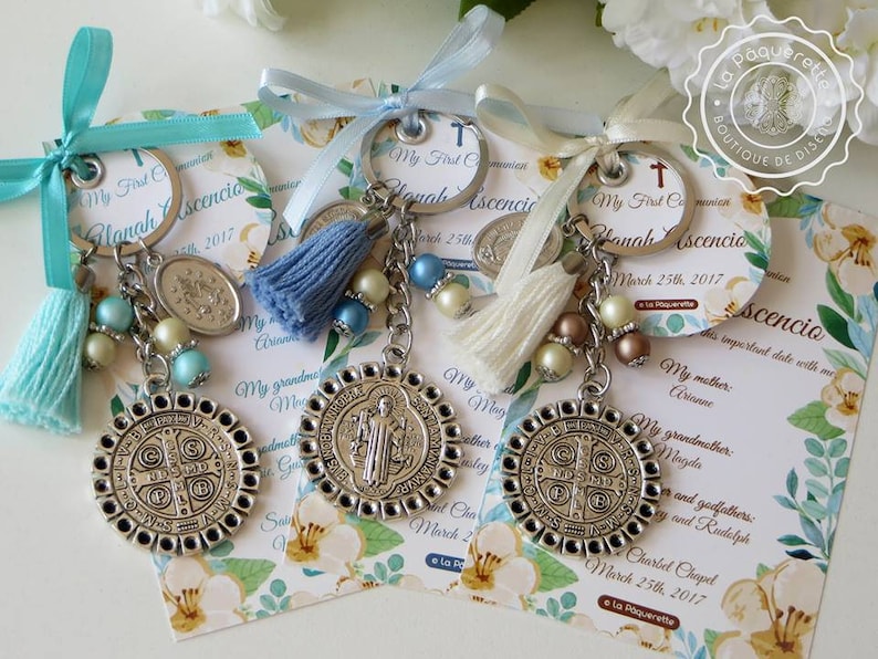 Souvenirs para Bautismo y Primera Comunión Tarjeta estampita con llavero - Etsy España