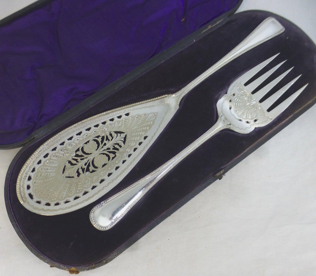 Antique Roberts & Belk Silver Plate Signed Large Fish Server and Fork ...