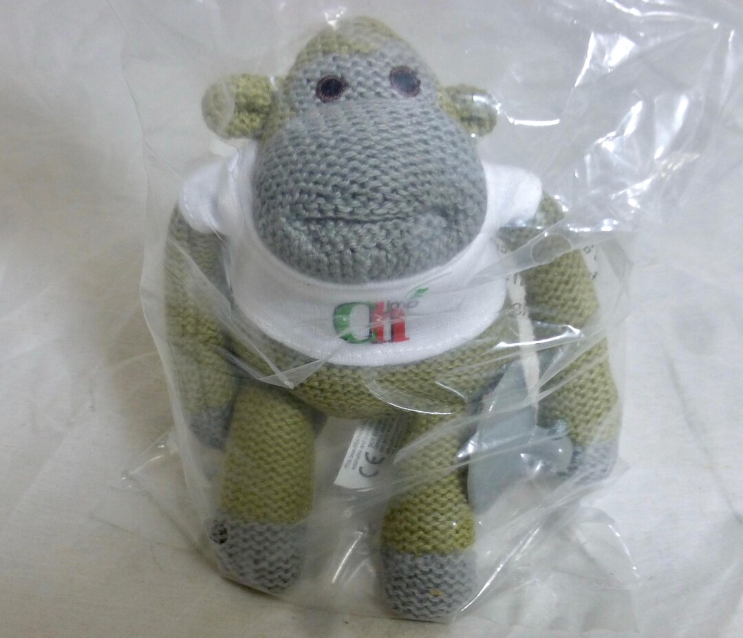 Brand New PG Tips Tea Small 4.5 Inch Chimp Knitted Monkey Beanie Plush ...