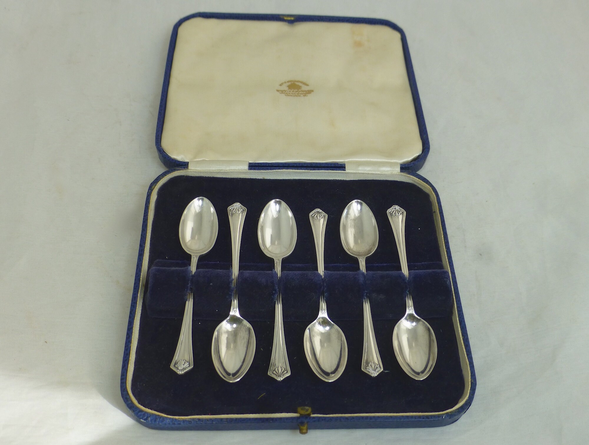Kitchen & Dining A sophisticated boxed set of 6 Mappin and Webb London ...