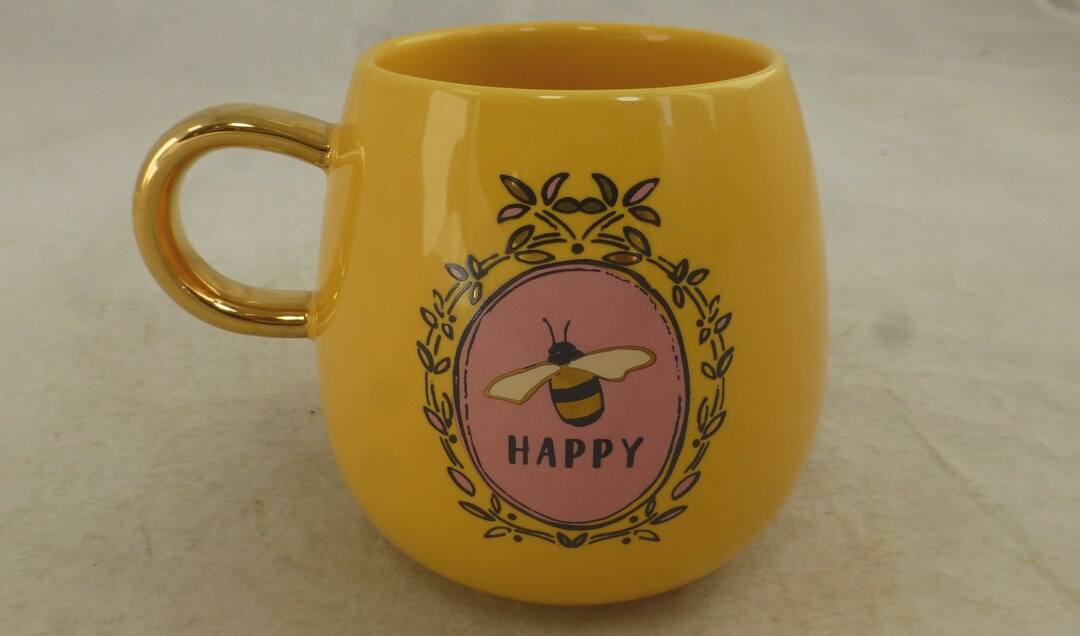Bee Happy Novelty Yellow Porcelain China Mug With Bright Gold Handle by ...