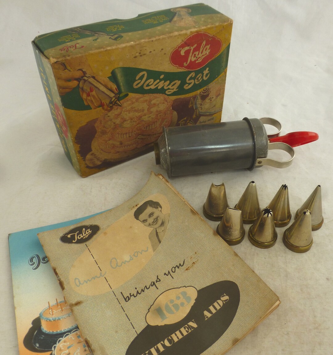 Vintage Tala Silver Metal Icing Syringe Set - 6 Nozzles & Red Handle ...