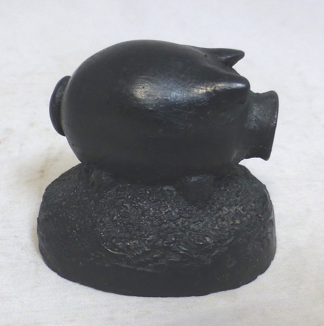 Welsh Pig Hand Crafted Coal Figurine Oval Base 2 in W Genuine Black ...