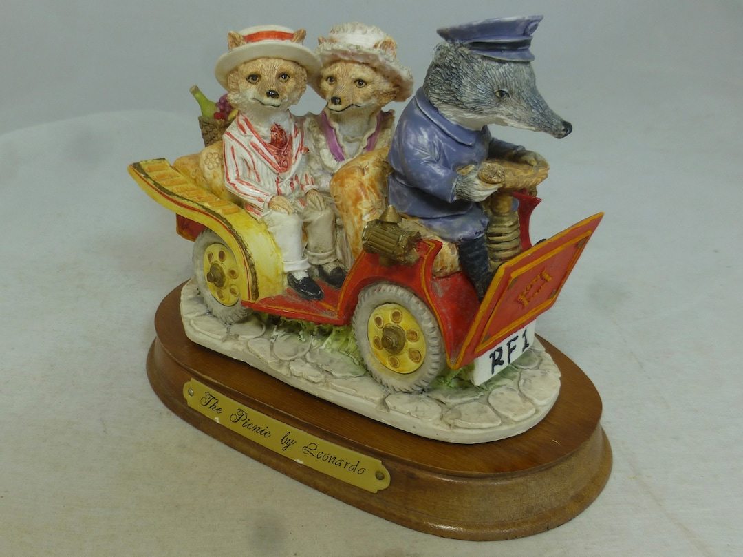 The Picnic Little Nook Village on Wood Base by Leonardo Figurine 7 in W ...