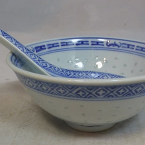Tienshan Chinese Dragon Blue & White Rice Grain Pattern Porcelain Duo ...