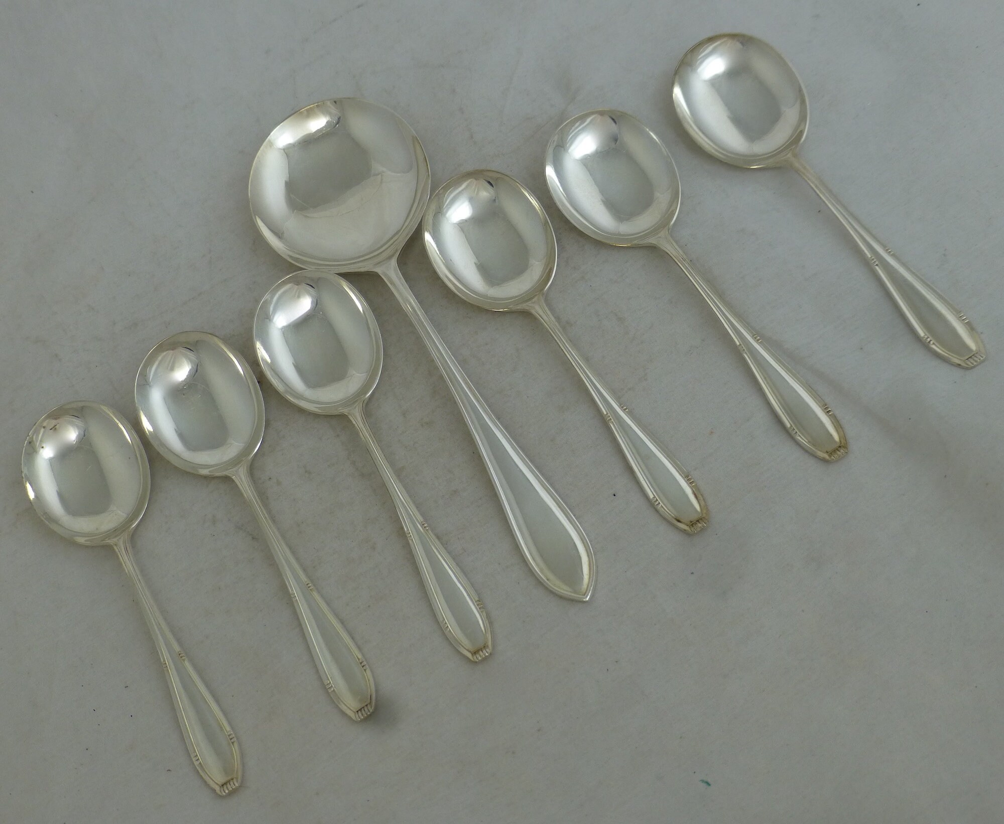 1 Large EPNS Serving & 6 Smaller Spoons Sheffield England Vintage ...