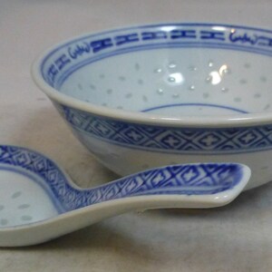 Tienshan Chinese Dragon Blue & White Rice Grain Pattern Porcelain Duo ...